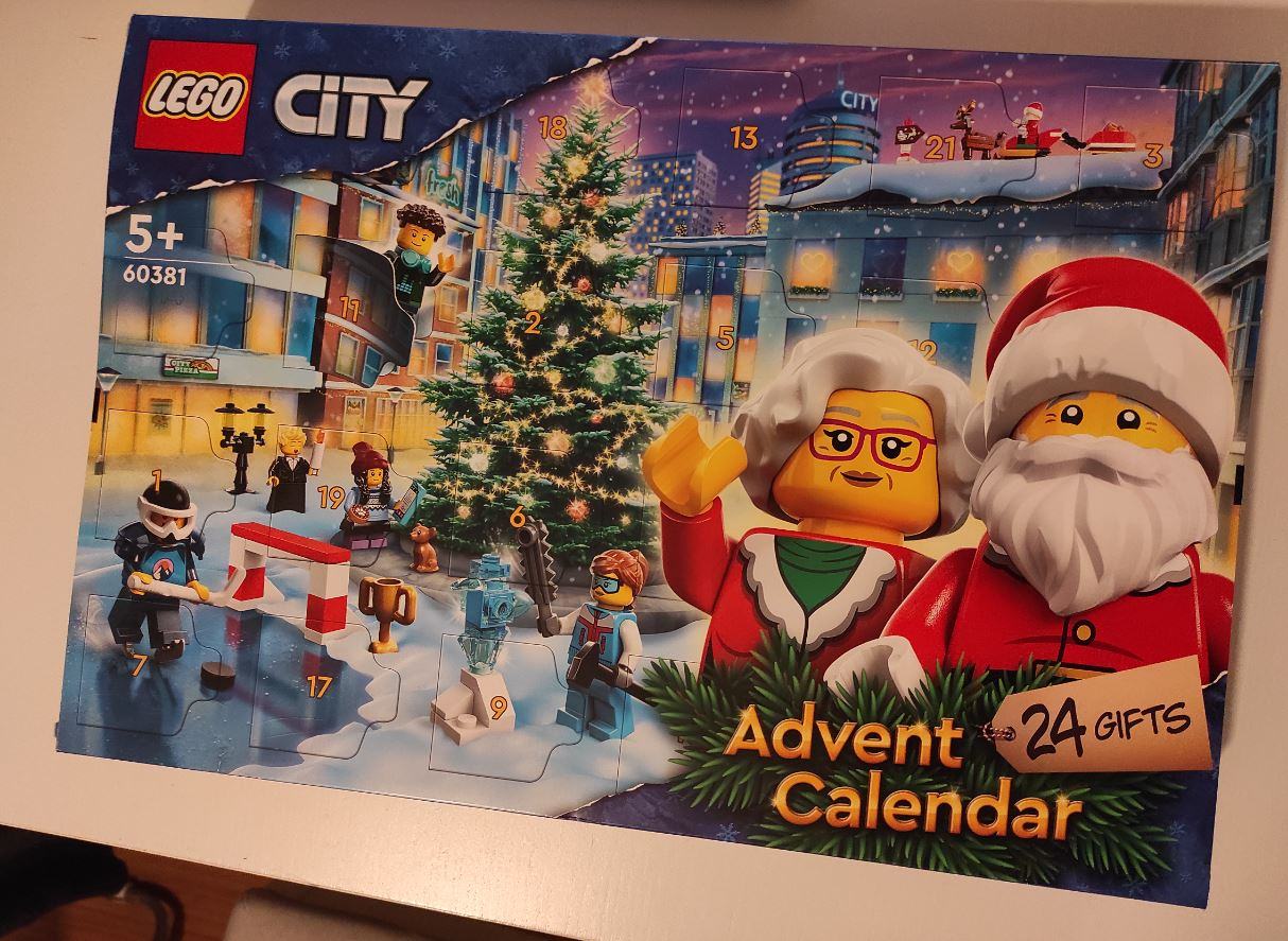 LEGO 60381 City adventski kalendar 2023
