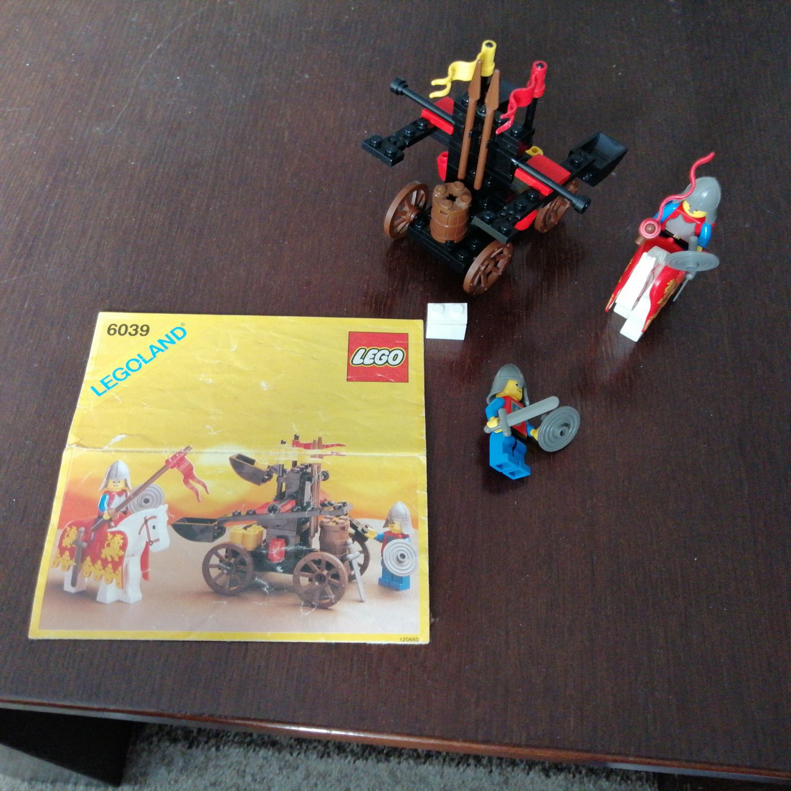 Lego 6039 Twin arm launcher