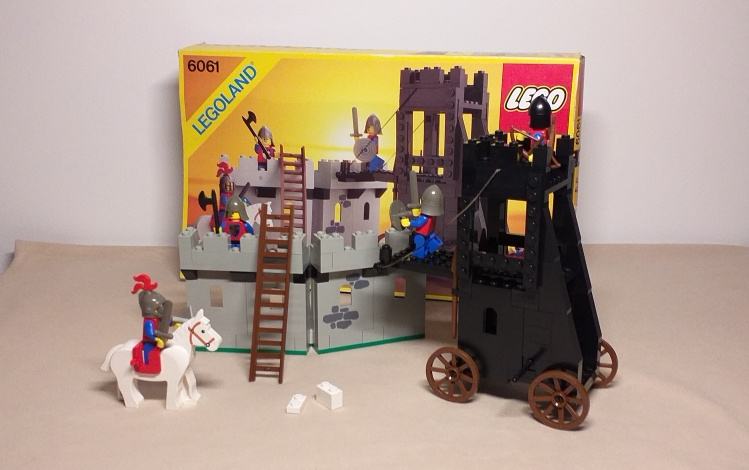Lego 6061 Siege Tower Castle / Lion Knights
