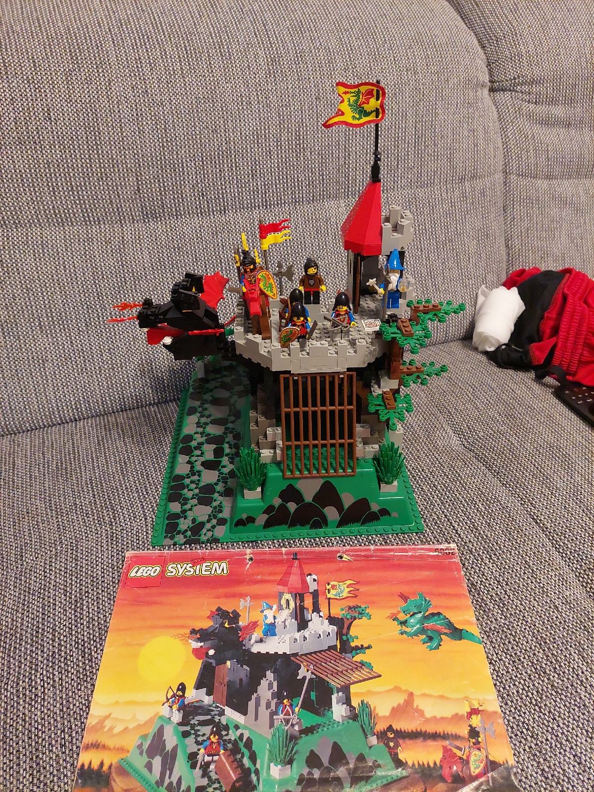 lego 6082 Fire Breathing Fortress