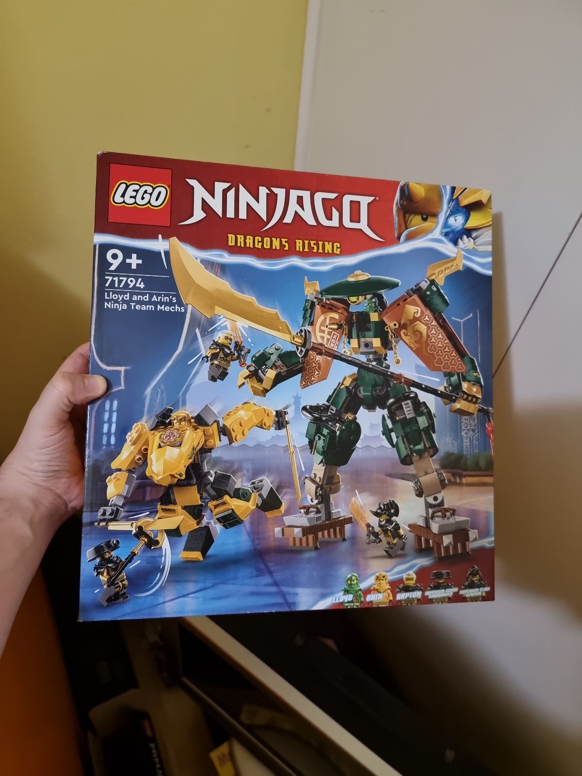 Lego 71794 Lloyd and Arins ninja team mechs
