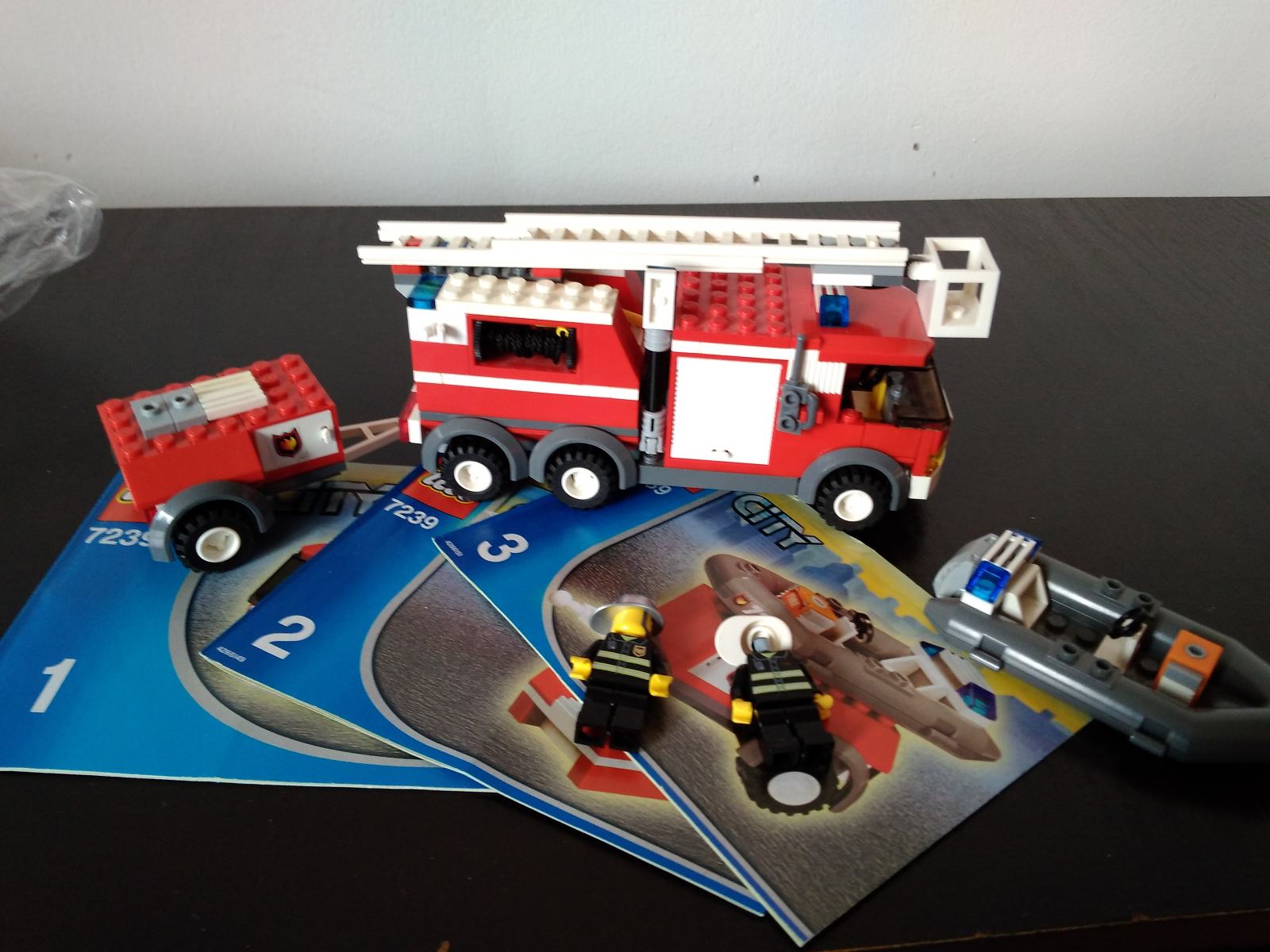 LEGO 7239-1: Fire Truck