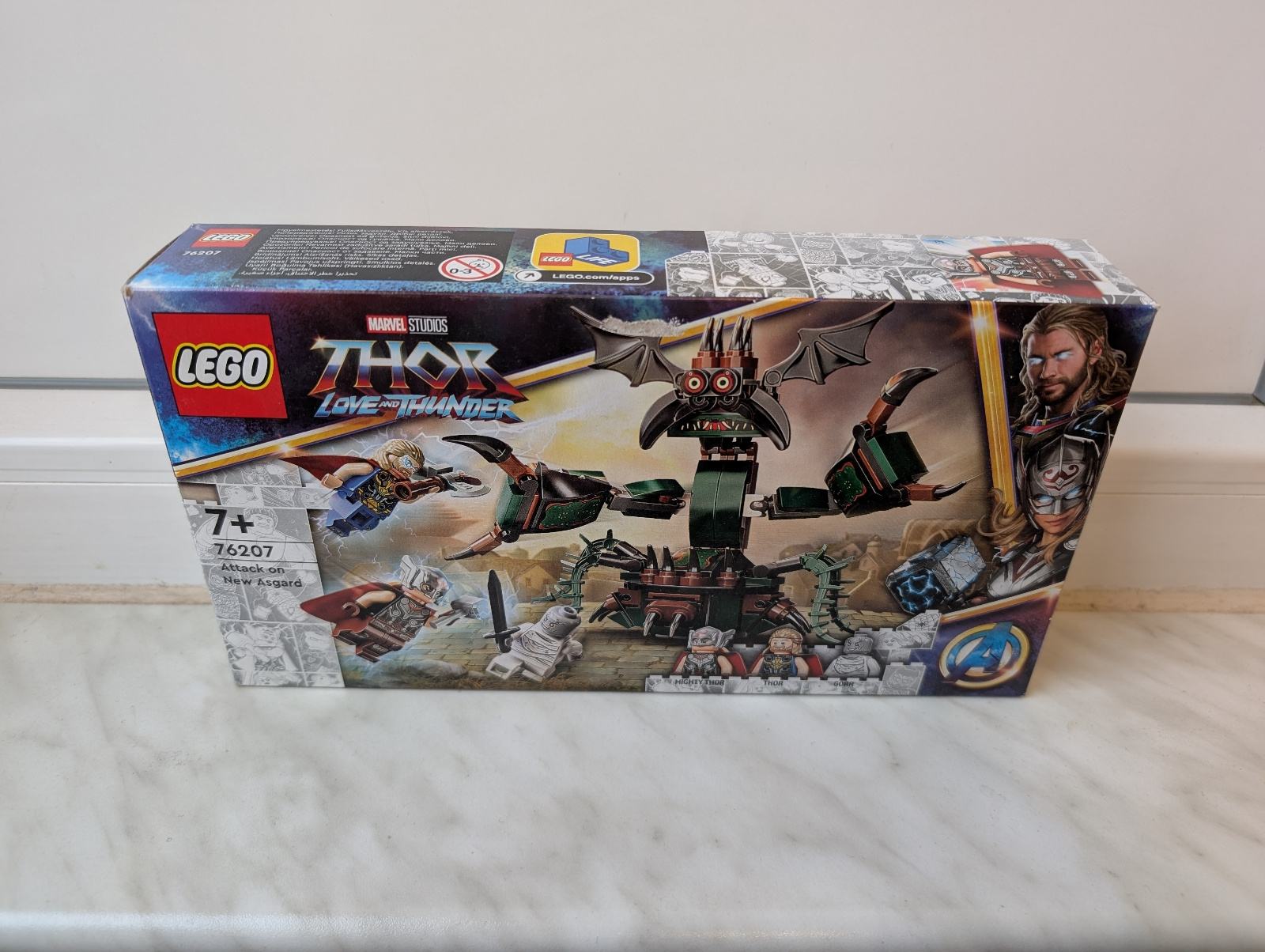 Lego 76207 Marvel Napad na Novi Asgard