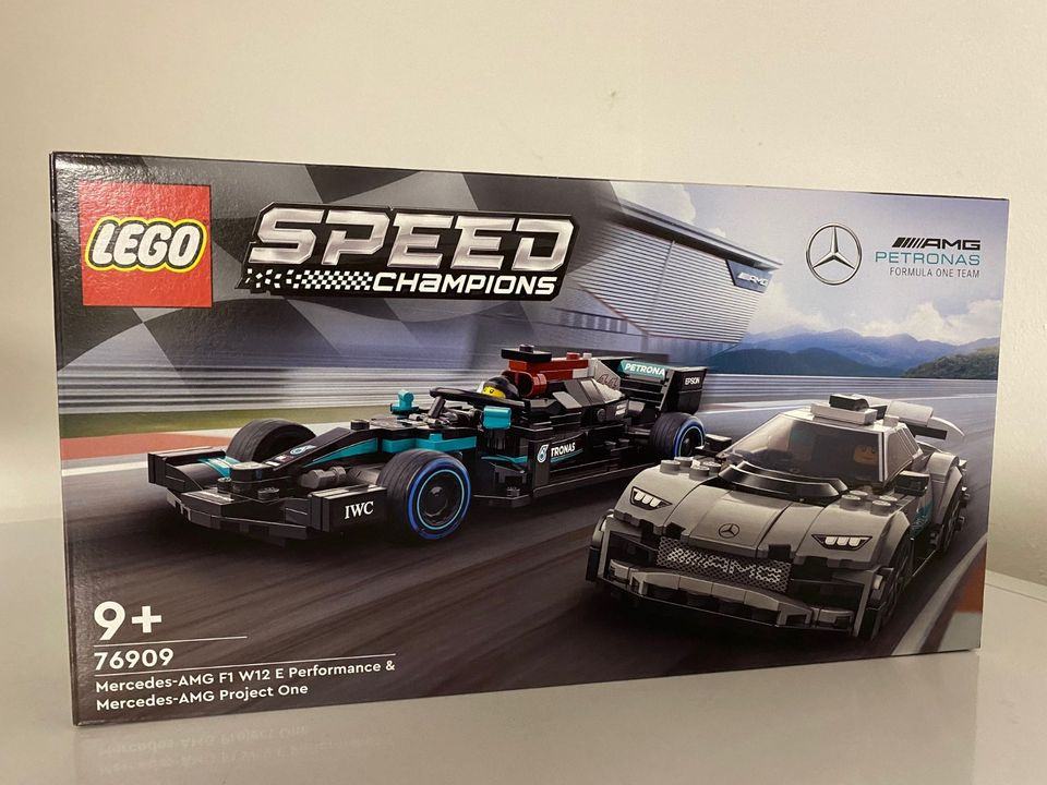Lego 76909 AMG F1 W12 E Performance & AMG Project One