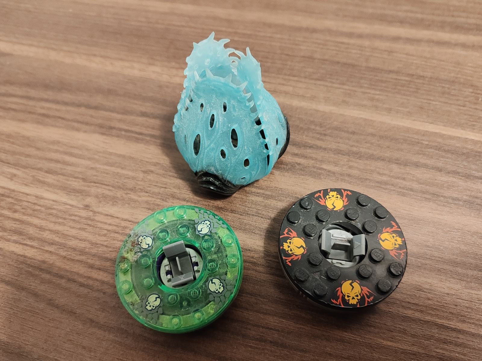 LEGO CACOON i SPINERI