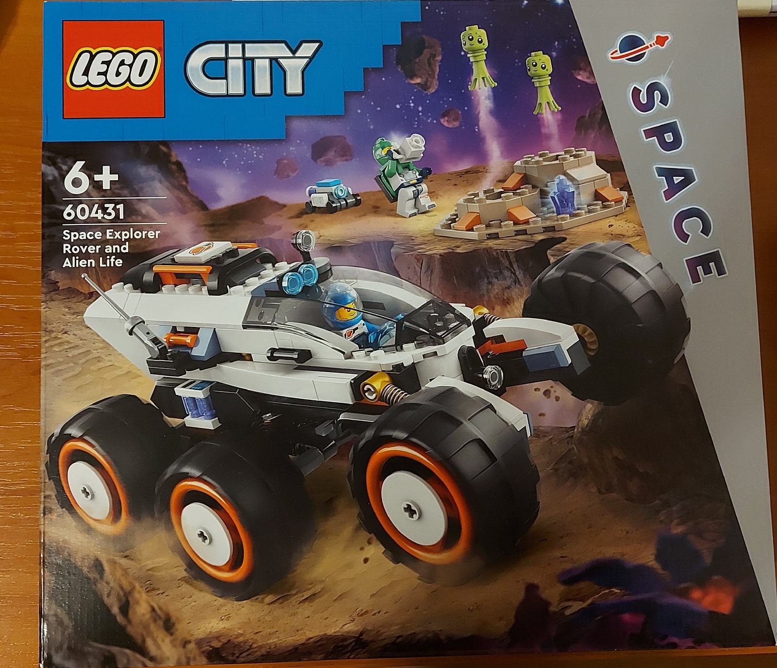 LEGO City 60429 svemirski brod i otkriće asteroida