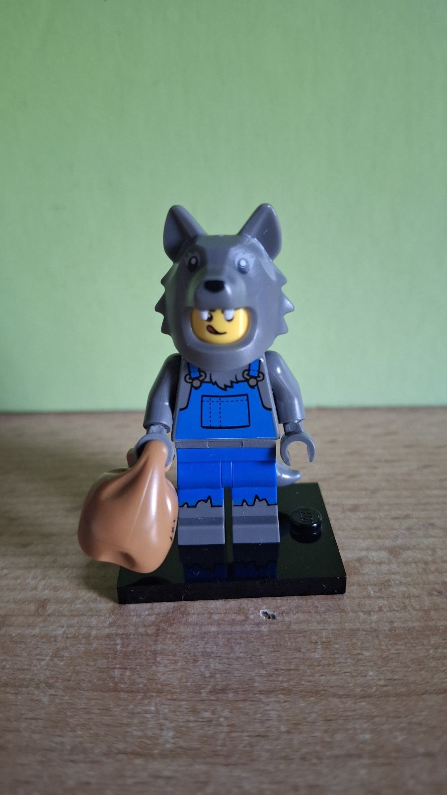 Lego CMF serija 23 - Wolf Costume