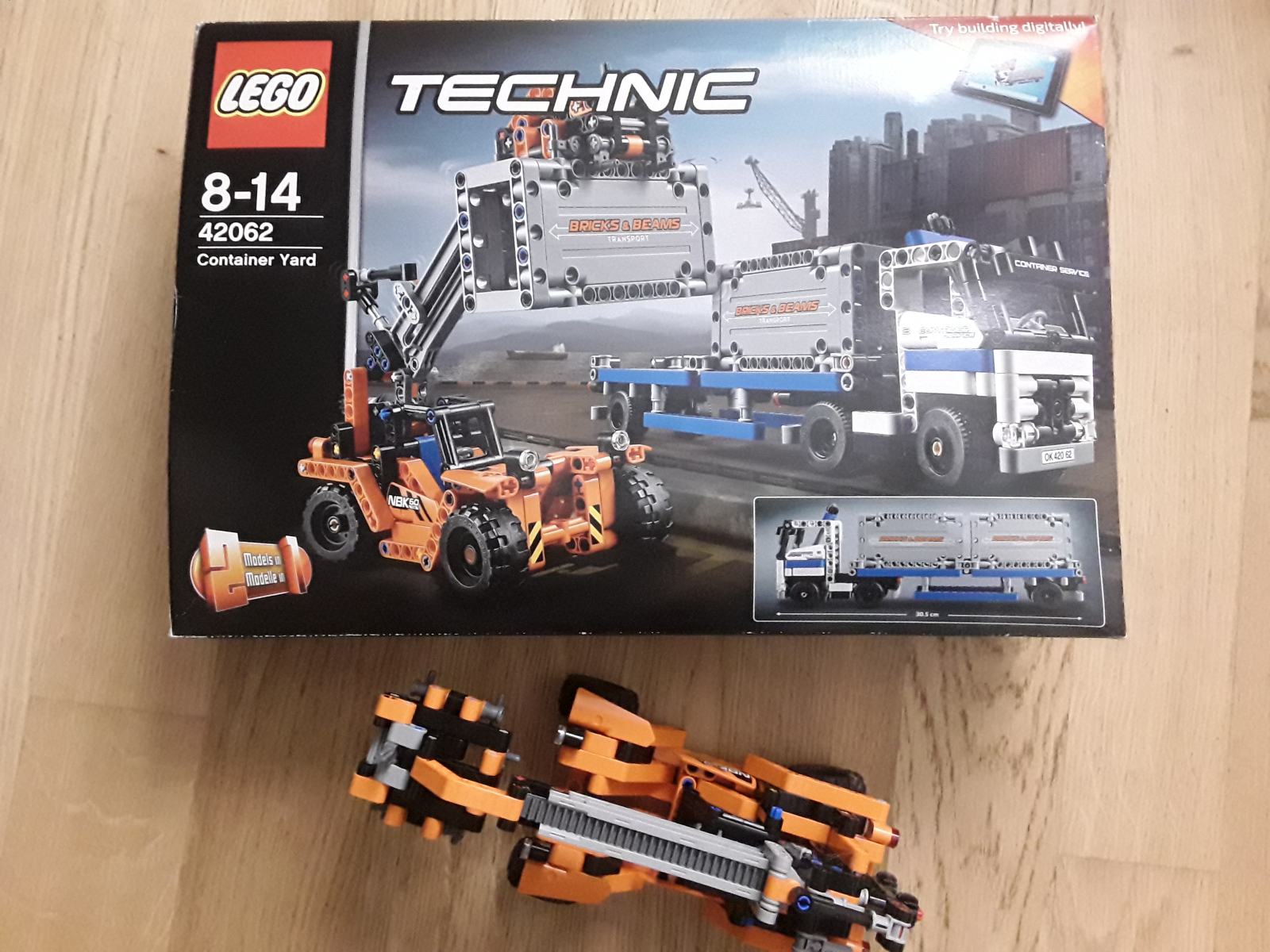 Lego Container Yard 42062 Technic - Viličar za kontejnere