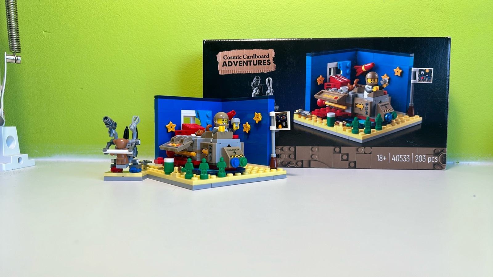 Lego Cosmic Cardboard Adventures 40533