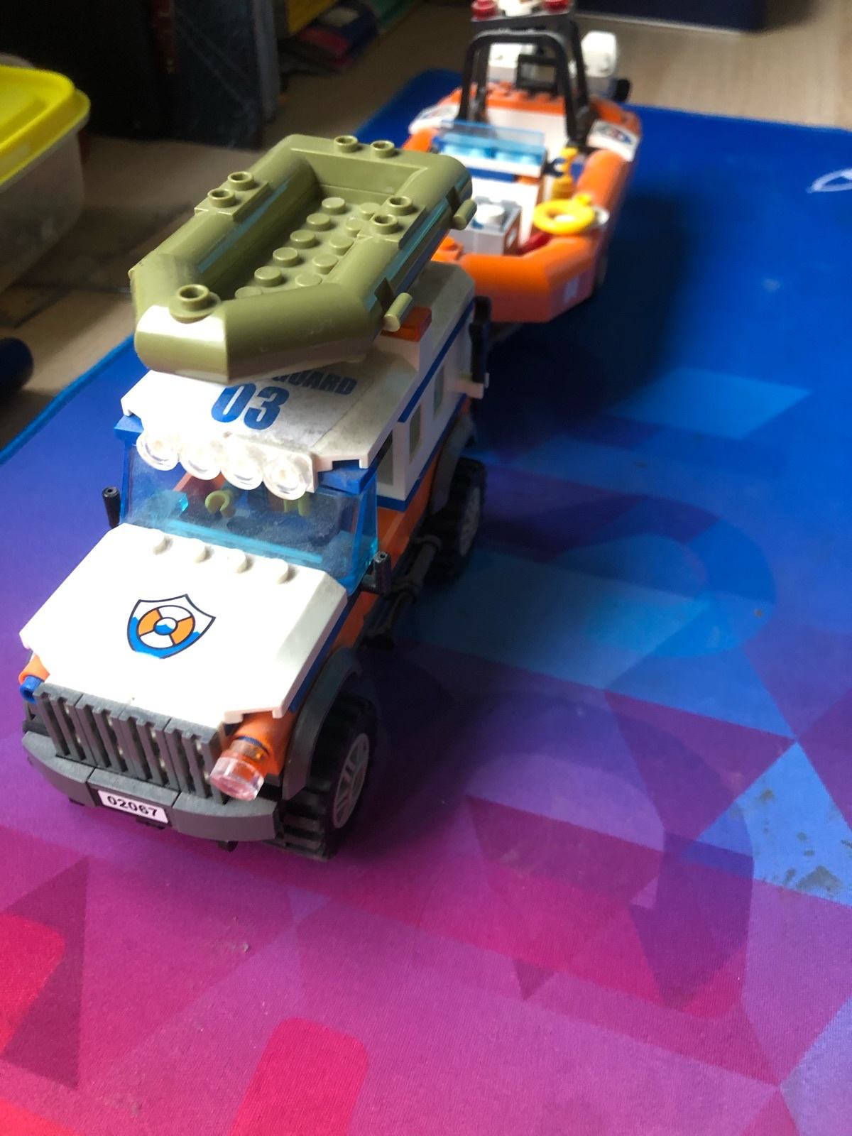 lego dzip i čamac za spašavanje