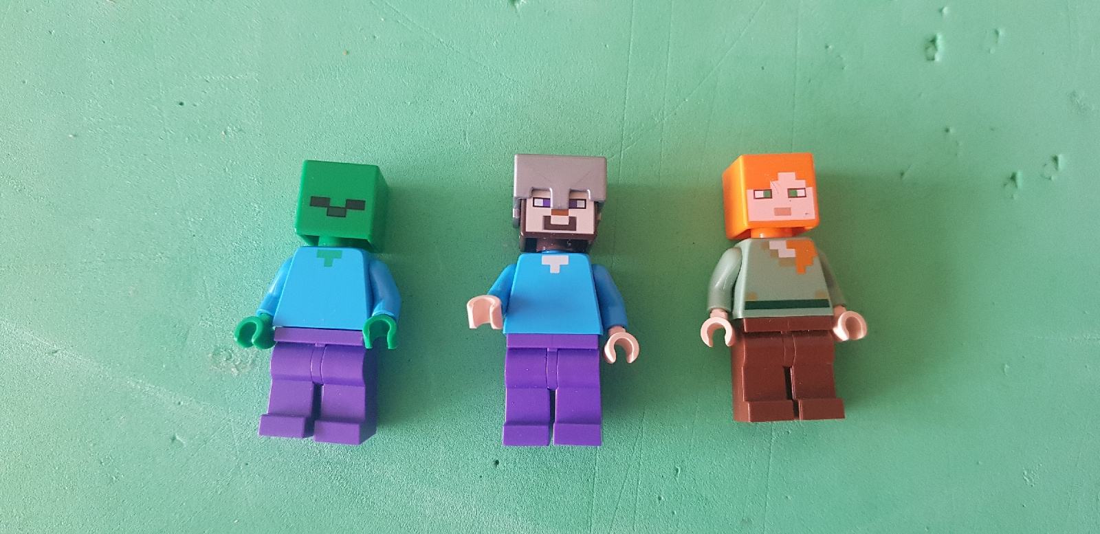 lego figurice minecraft