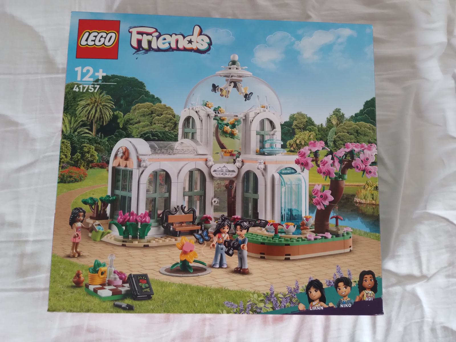 Lego Friends Botanical Garden 41757