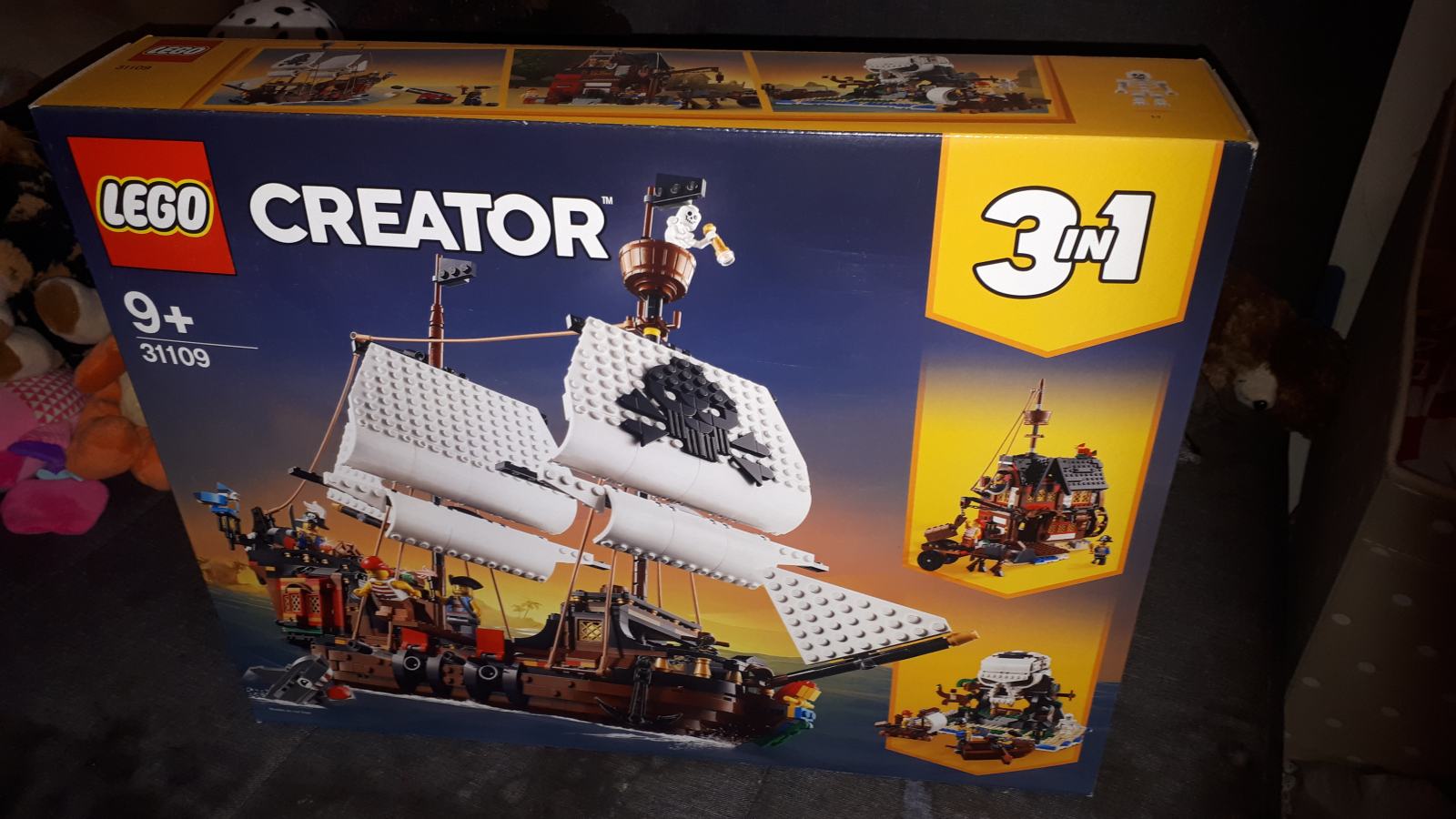 Lego gusarski brod 31109