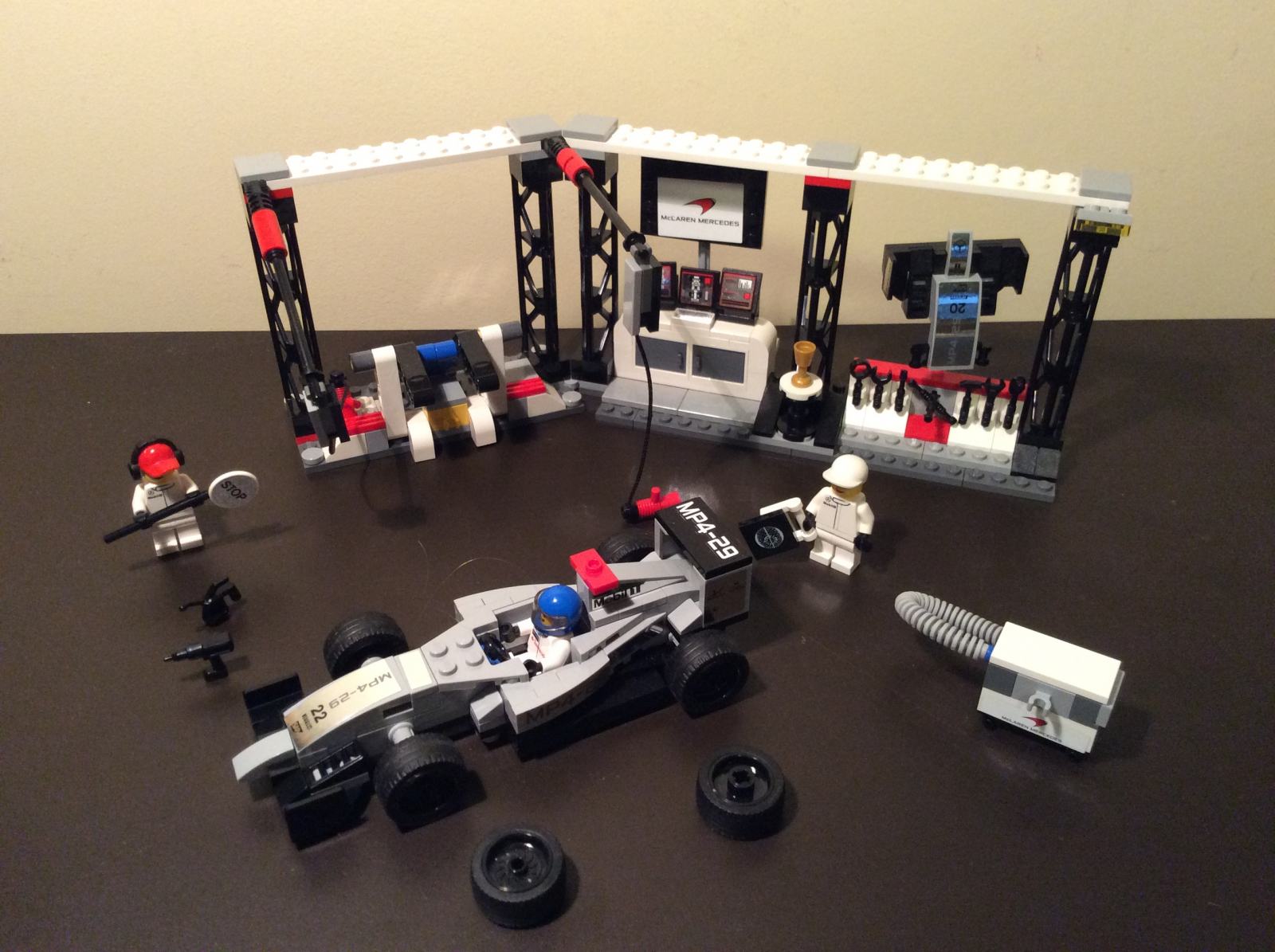 LEGO McLaren Mercedes Pit Stop ( set 75911 )