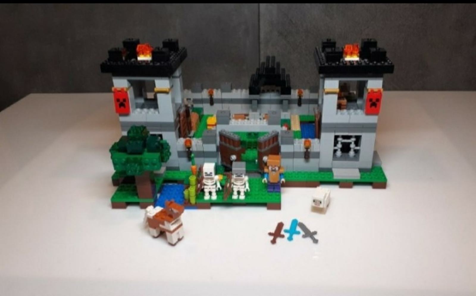 Lego Minecraft 21127 the Fortress