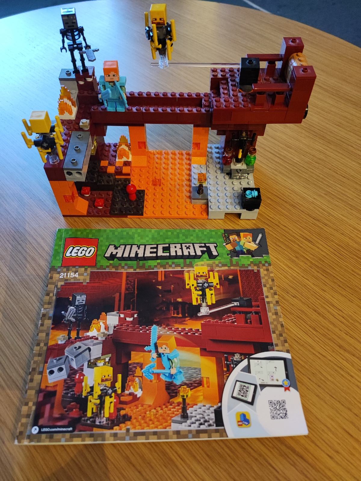 Lego MINECRAFT 21154 Plameni most