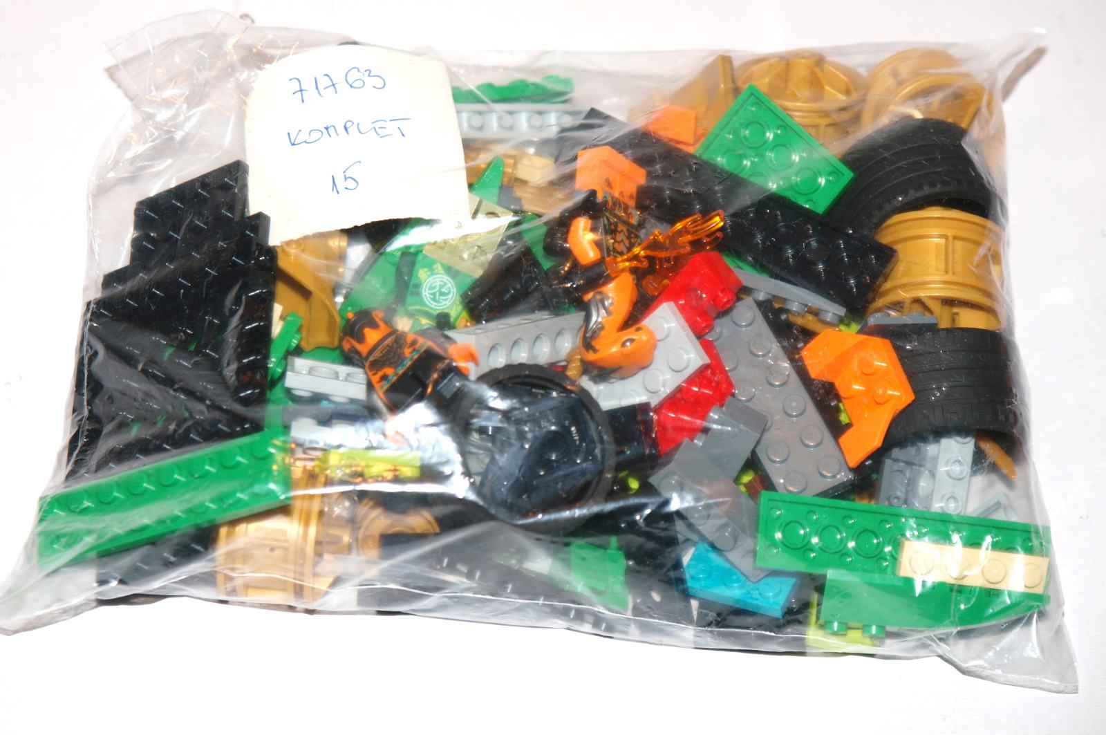 Lego Ninjago set 71763 Lloyd’s Race Car EVO