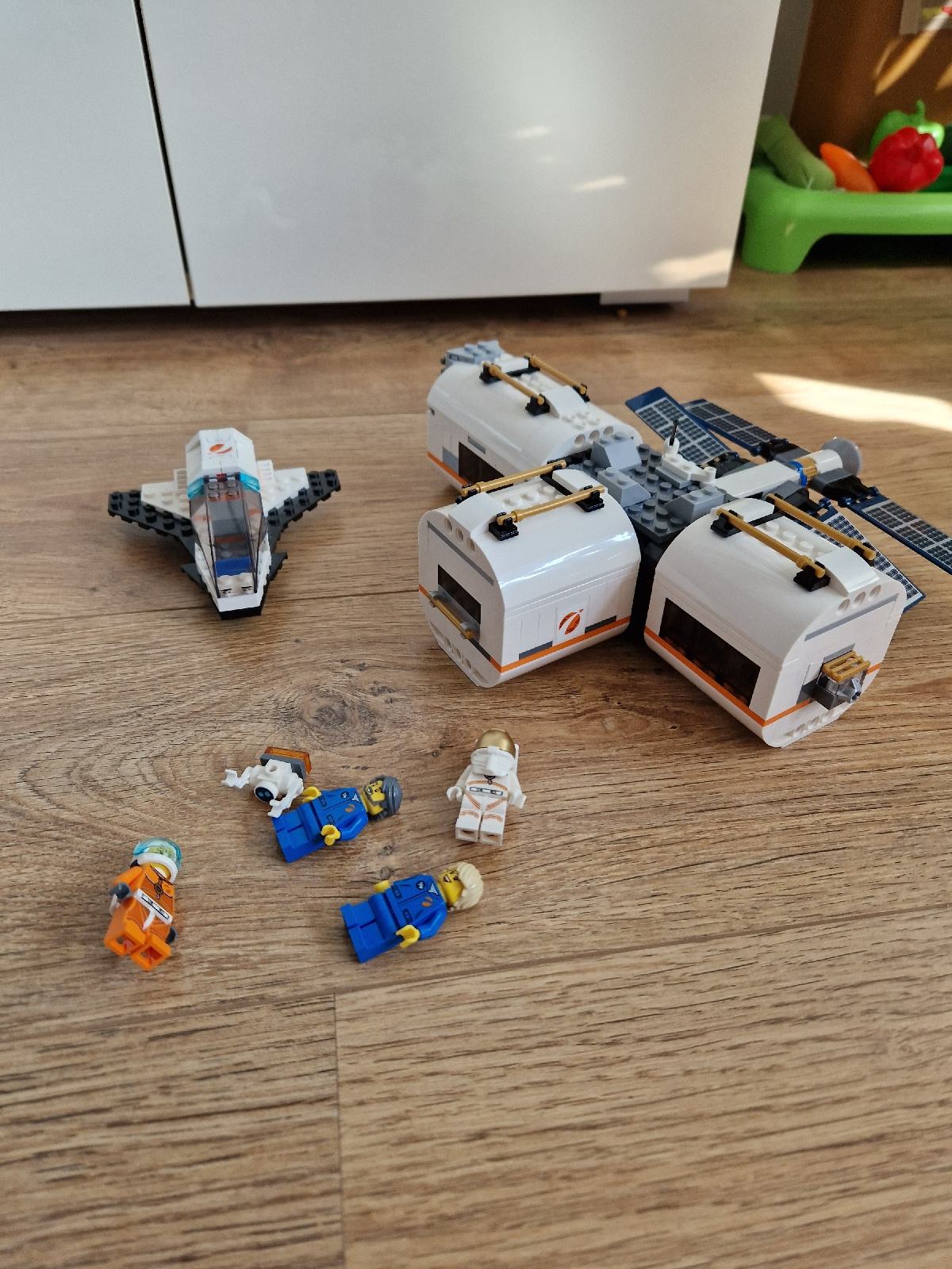 LEGO SET 60227-1 - Lunar Space Station