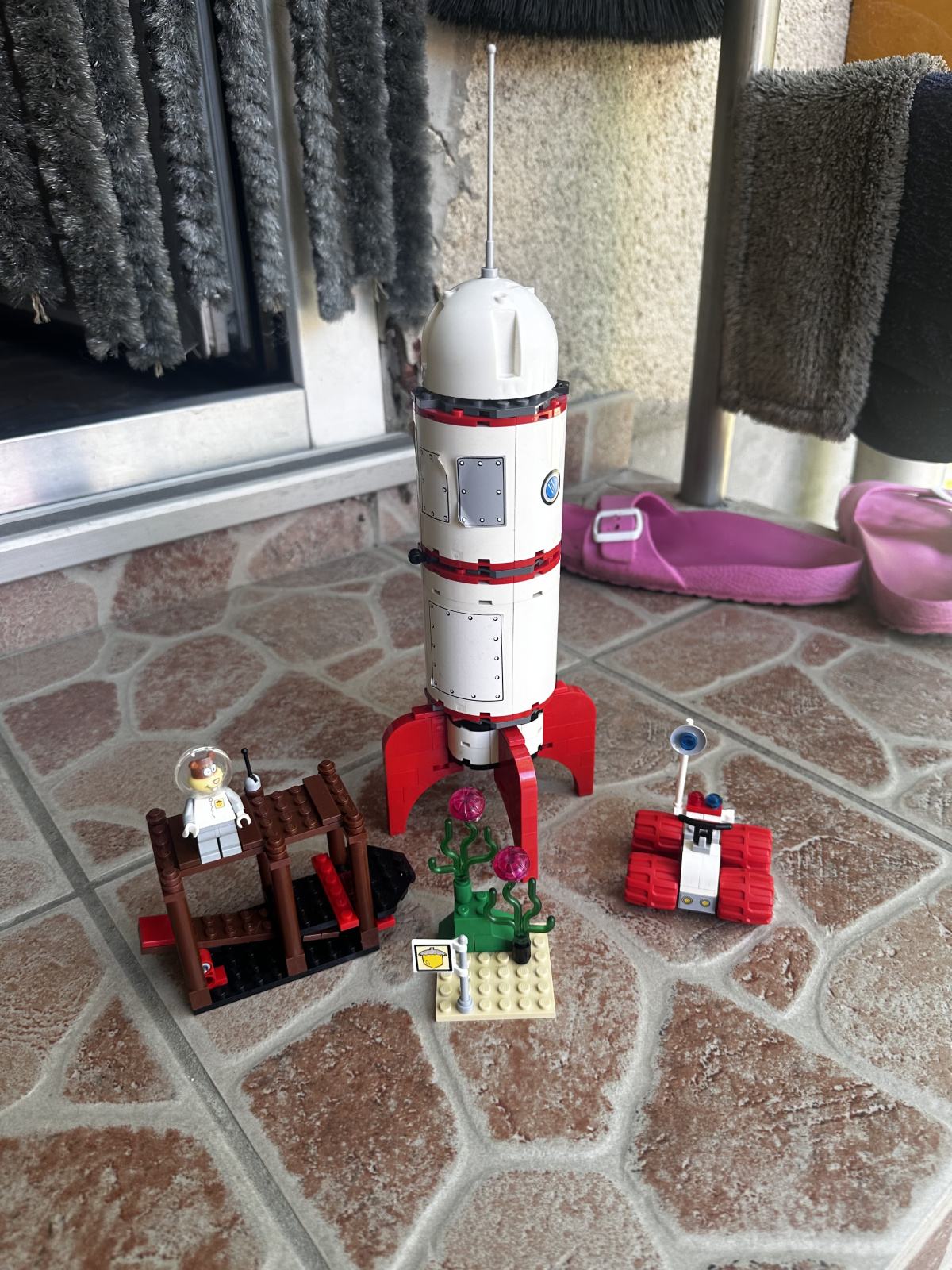 Lego spongebob lunina raketa 3831