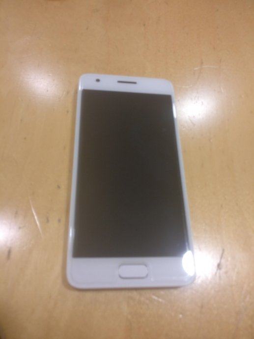Lenovo ZUK Z2 plus