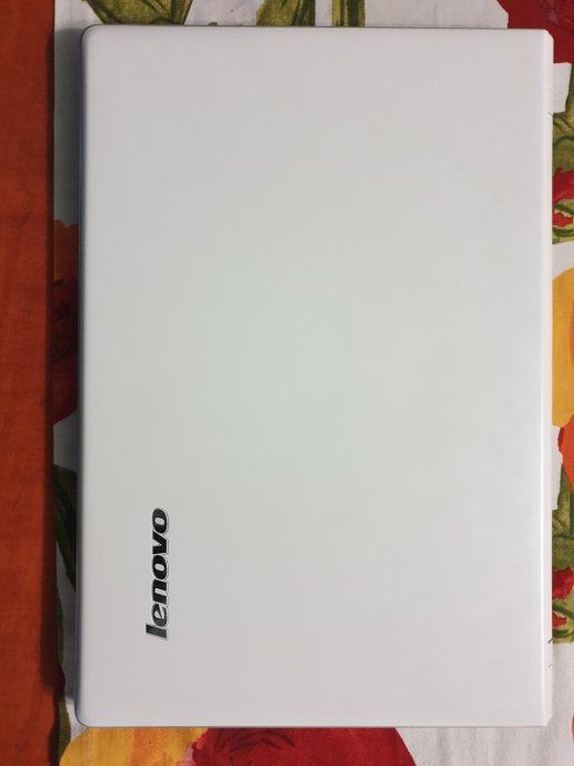 Lenovo Ideapad Z51-70, i5 5200u, 16gb, AMD R9 M375, 1900kn