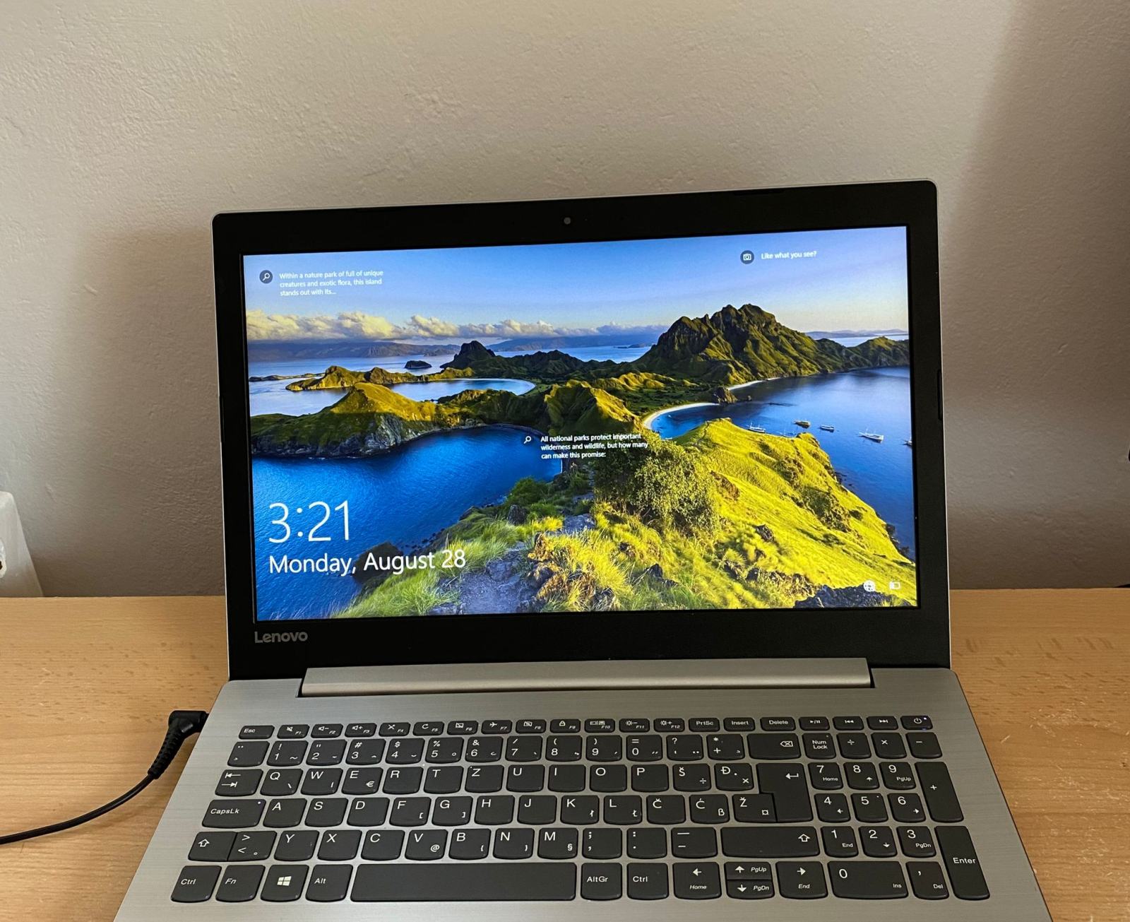 LENOVO Lenovo Ideapad 320 AMD E2-9000 15.6-inch HD laptop