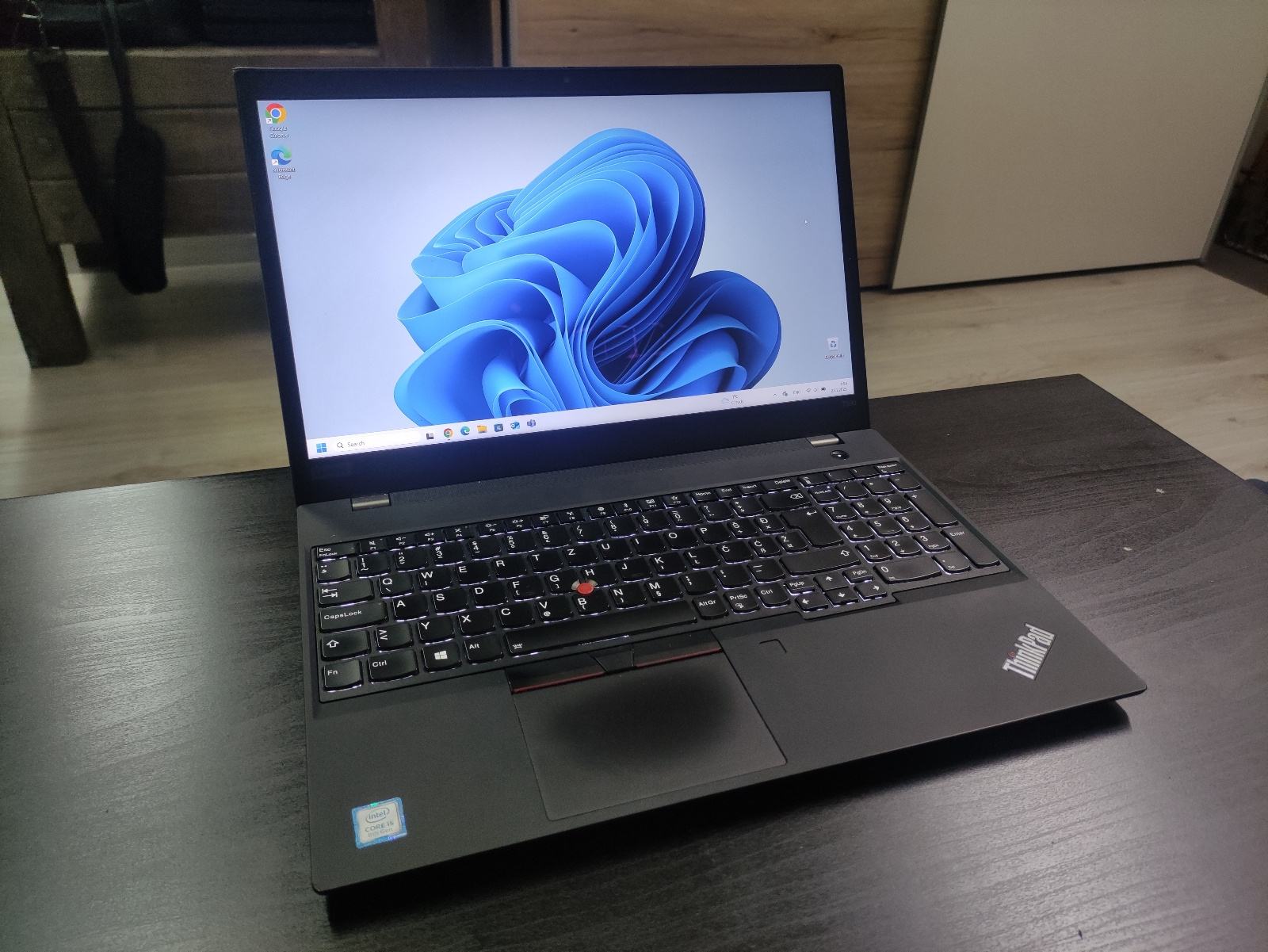 Lenovo Thinkpad T590 laptop