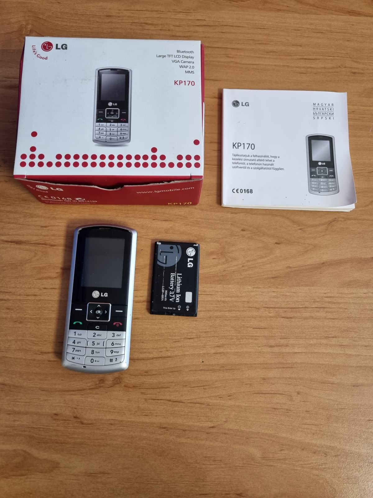 LG KP170 mobitel