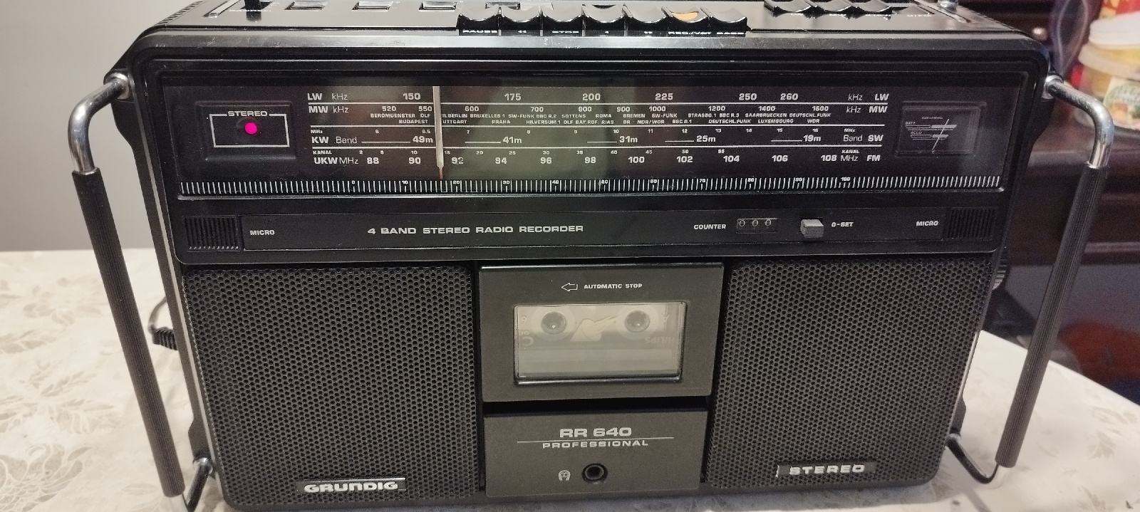 Grundig RR640 PROFESSIONAL, radio kazetofon, ispravan