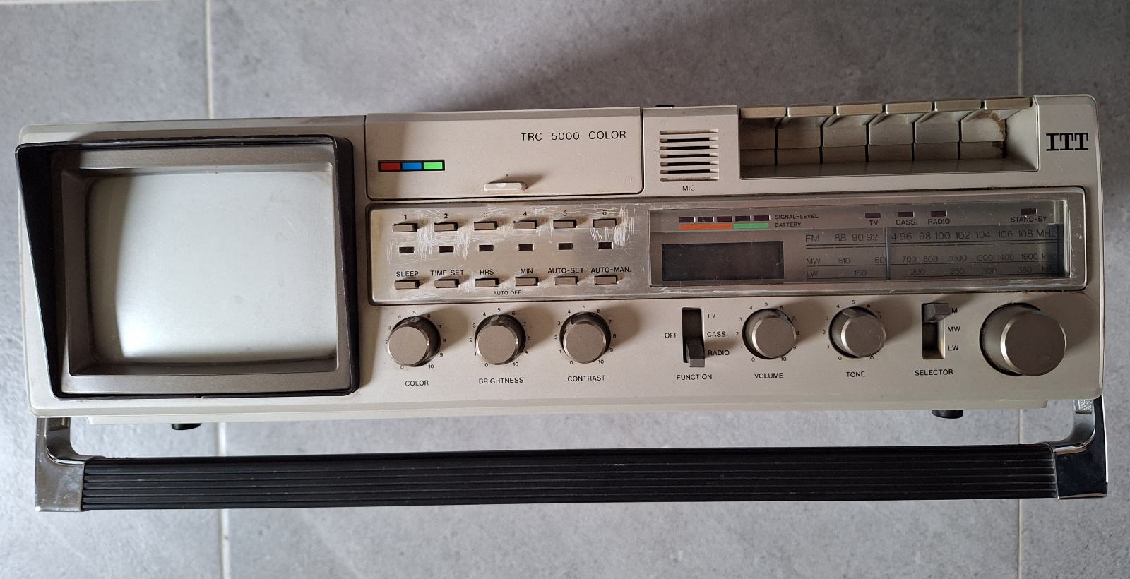 ITT TRC 5000 COLOR-TV+RADIO+CASETOFON-1979.-1981. GODINA