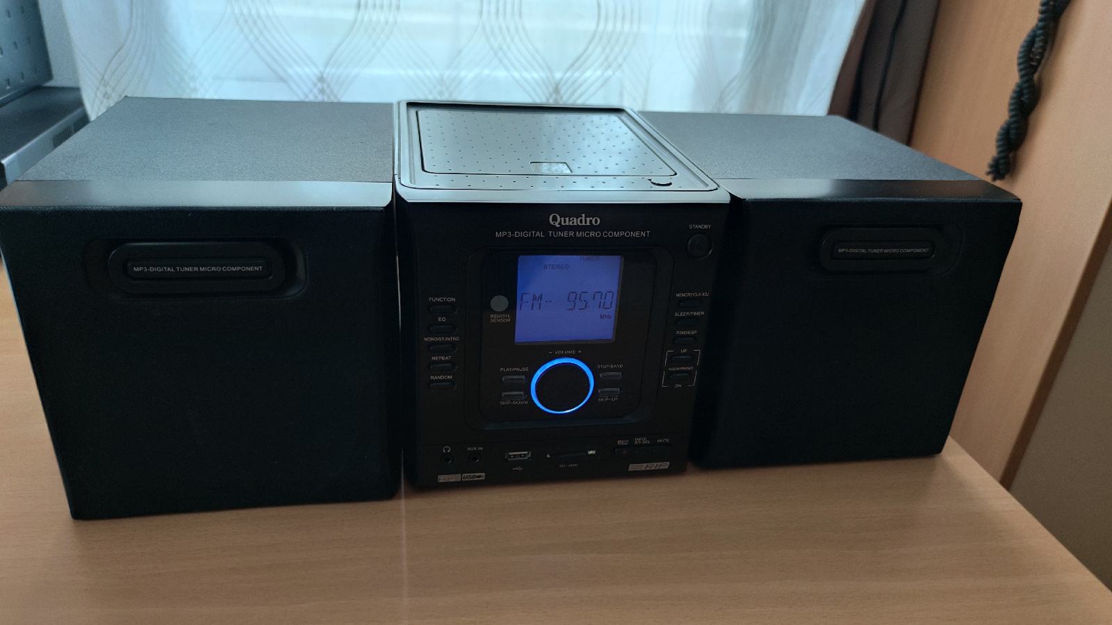 MINI-HIFI digitalna LINIJA Quadro MC355-USB