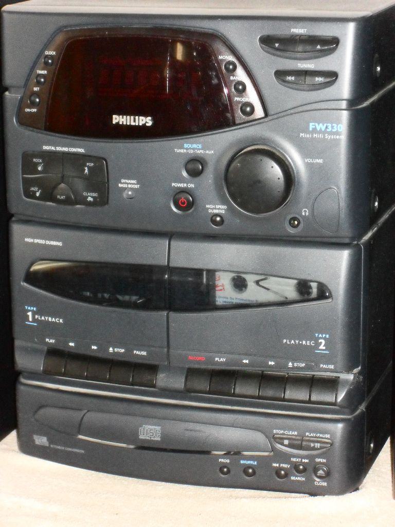 MUZIČKA LINIJA PHILIPS FW-330 - neispravno