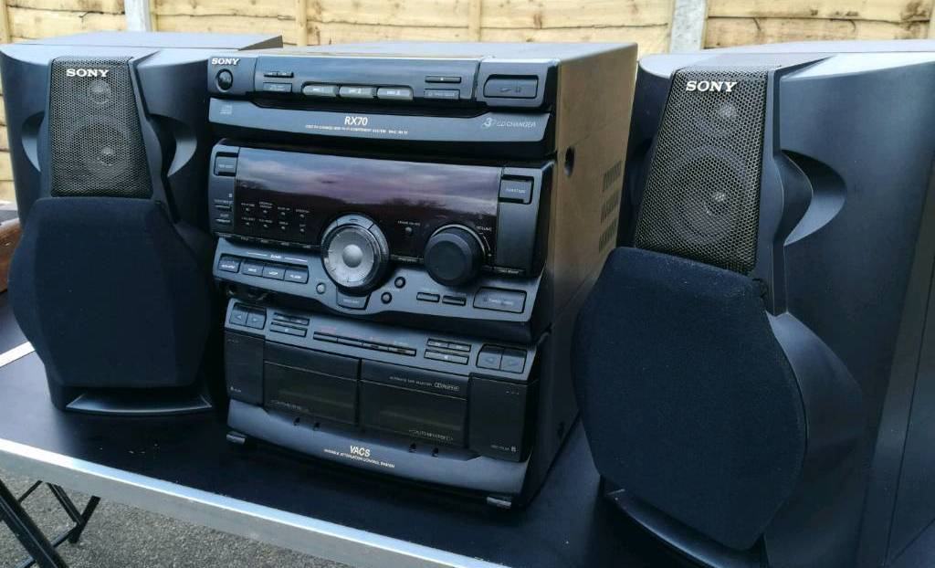 MUZIČKA LINIJA SONY HCD-RX70 SA DALJINSKIM I ZVUČNICIMA