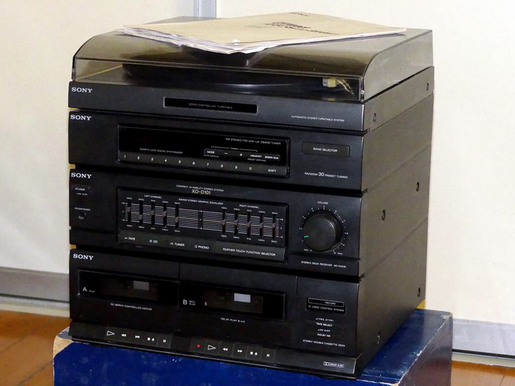 SONY XO-D101 hifi linija - TVORNIČKO STANJE