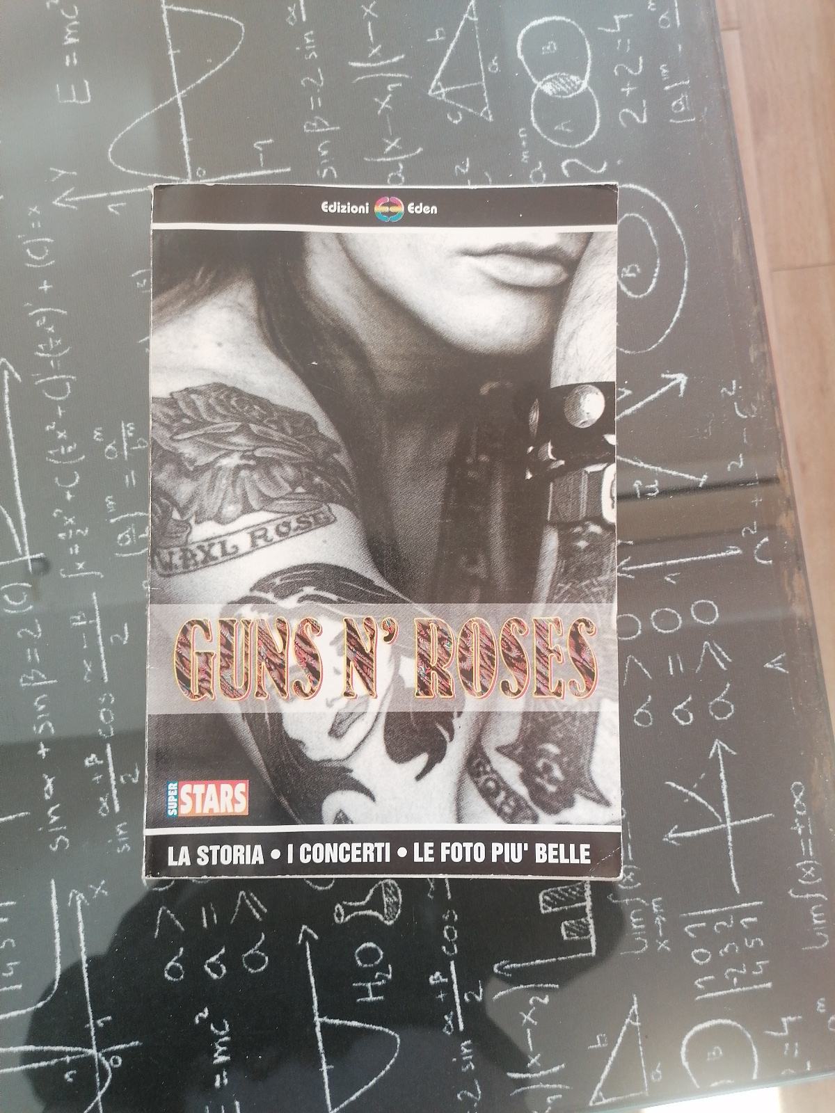 Guns N Roses Knjiga
