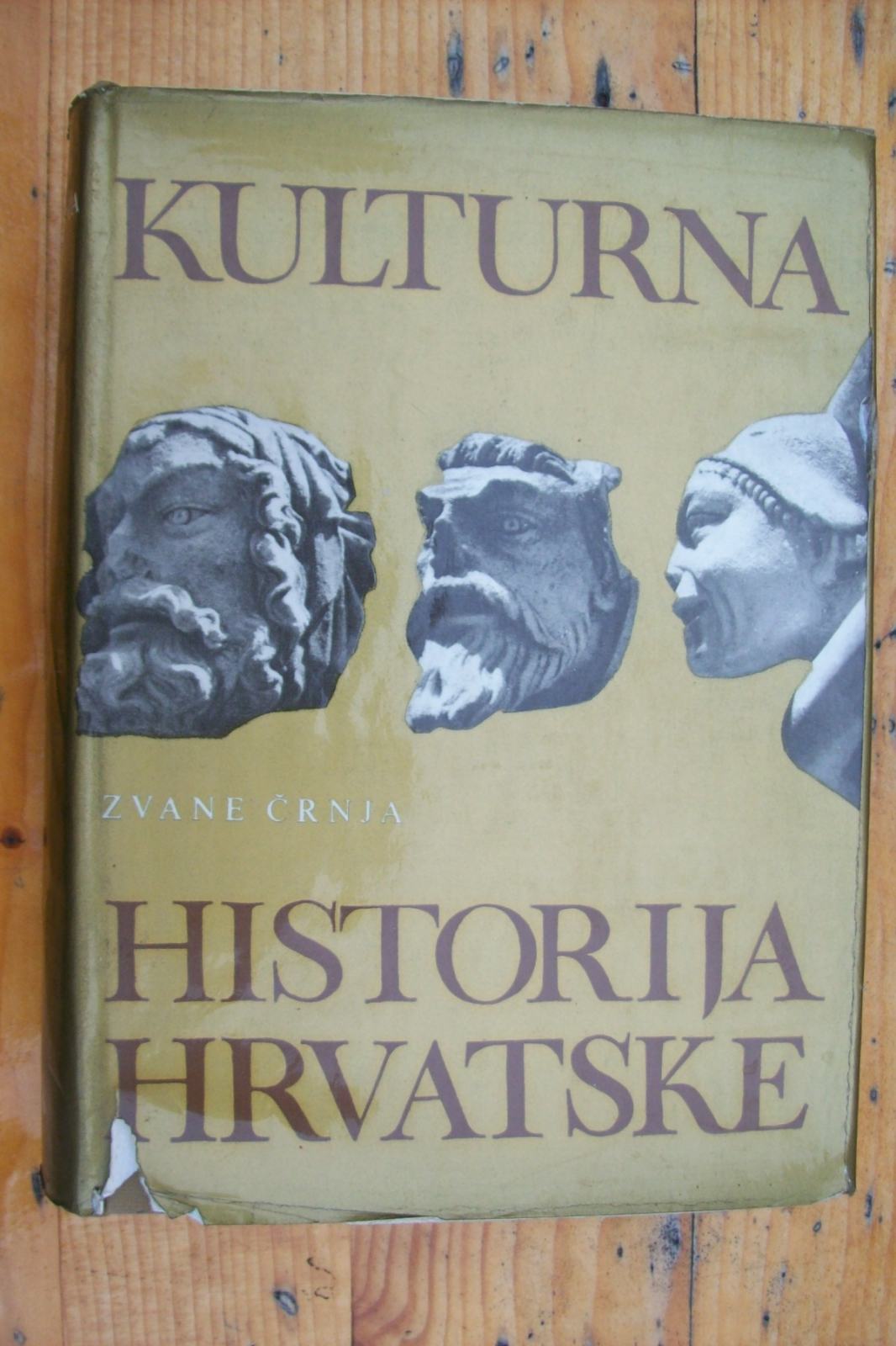 KULTURNA HISTORIJA HRVATSKE - Zvane Črnja