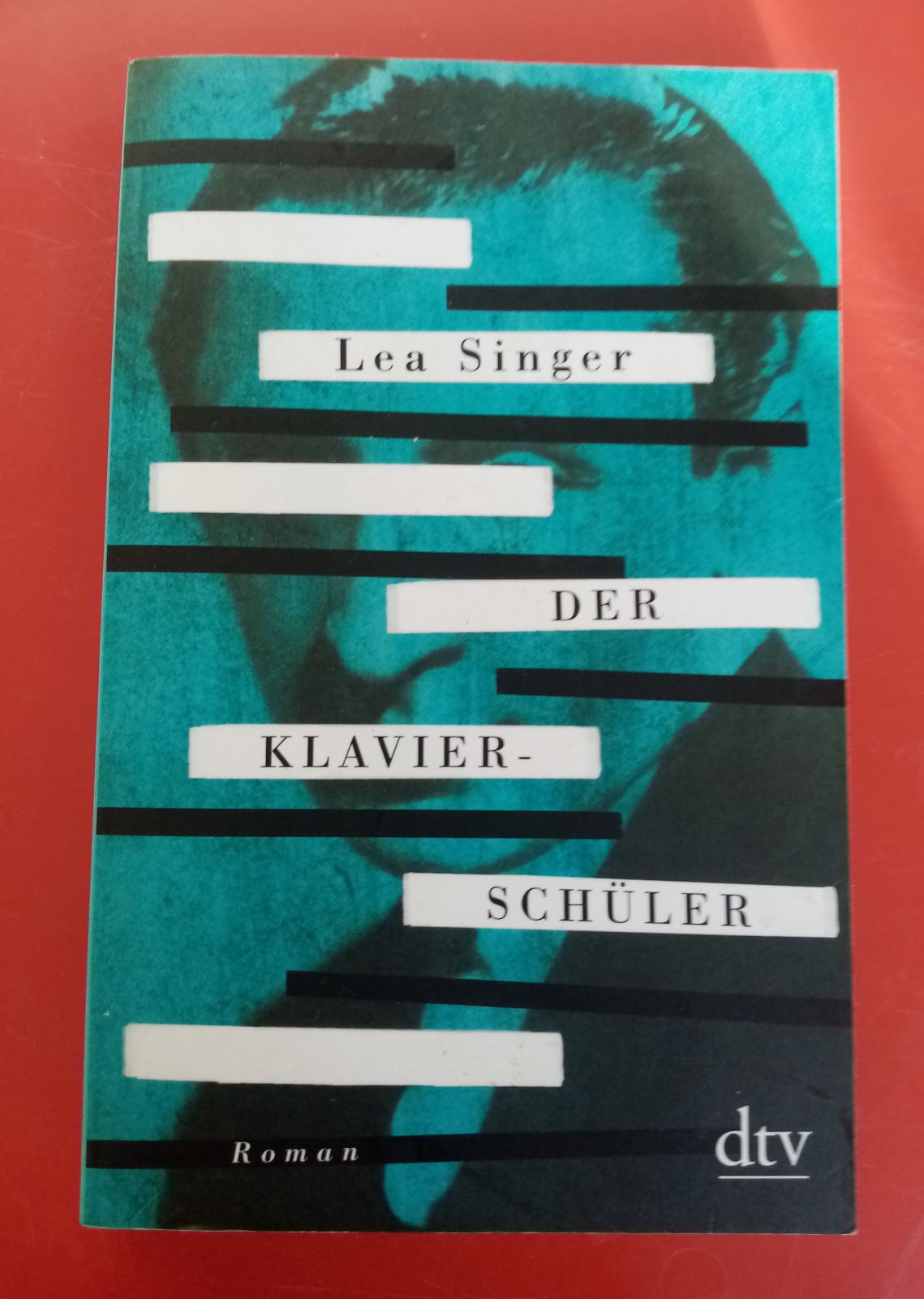 Lea Singer. Der Klavier-schuler