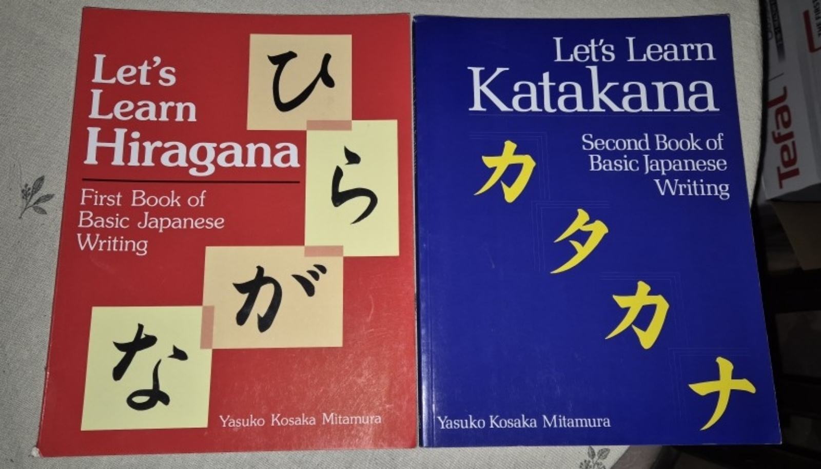 Lets Learn Hiragana/Katakana knjige