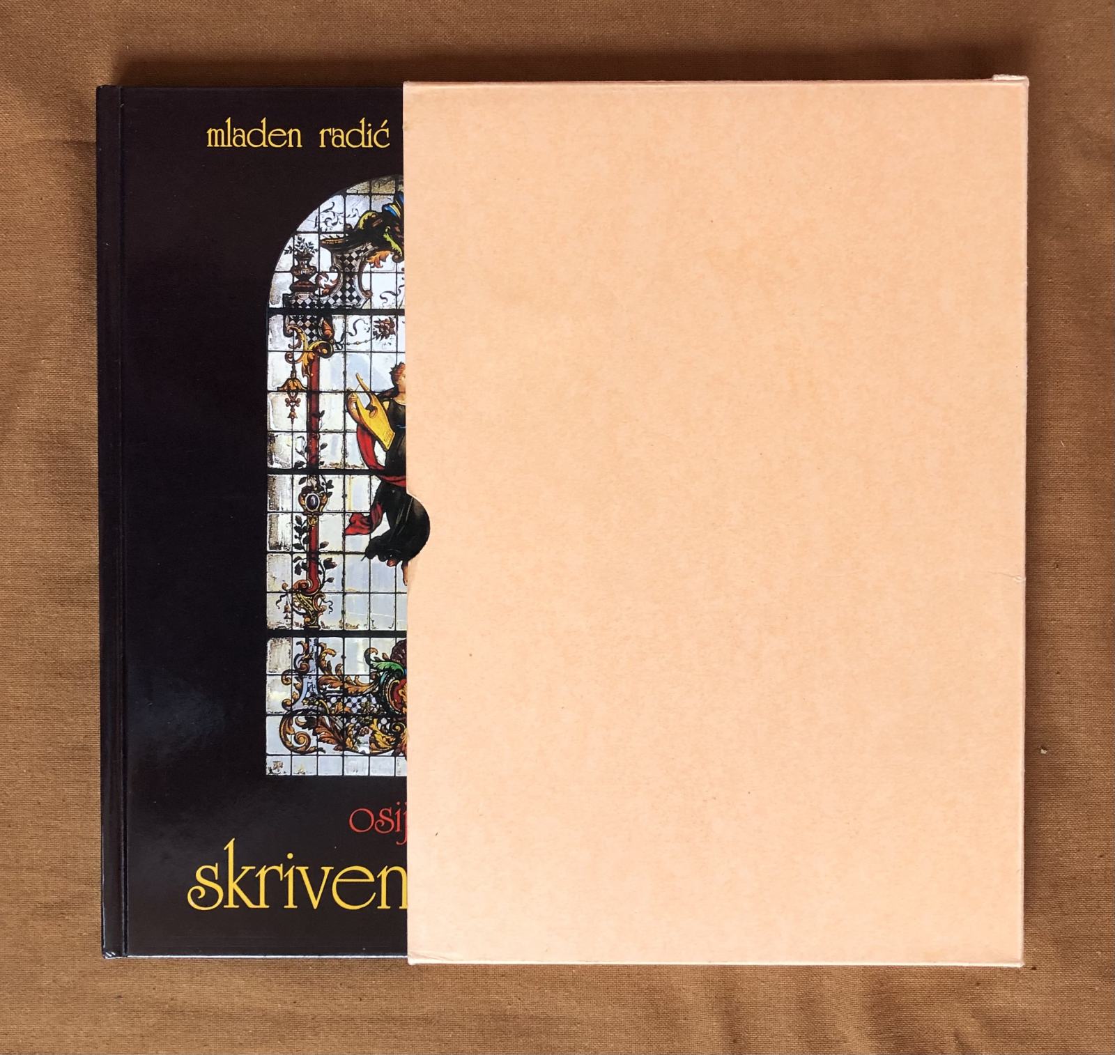 MLADEN RADIĆ I MARIN TOPIĆ - SKRIVENI GRAD