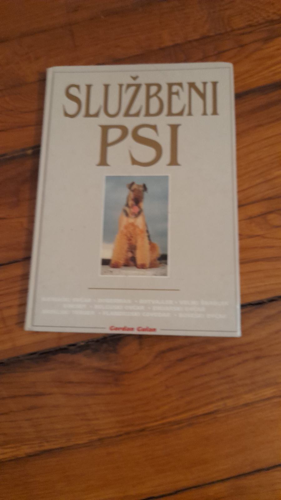 Službeni psi