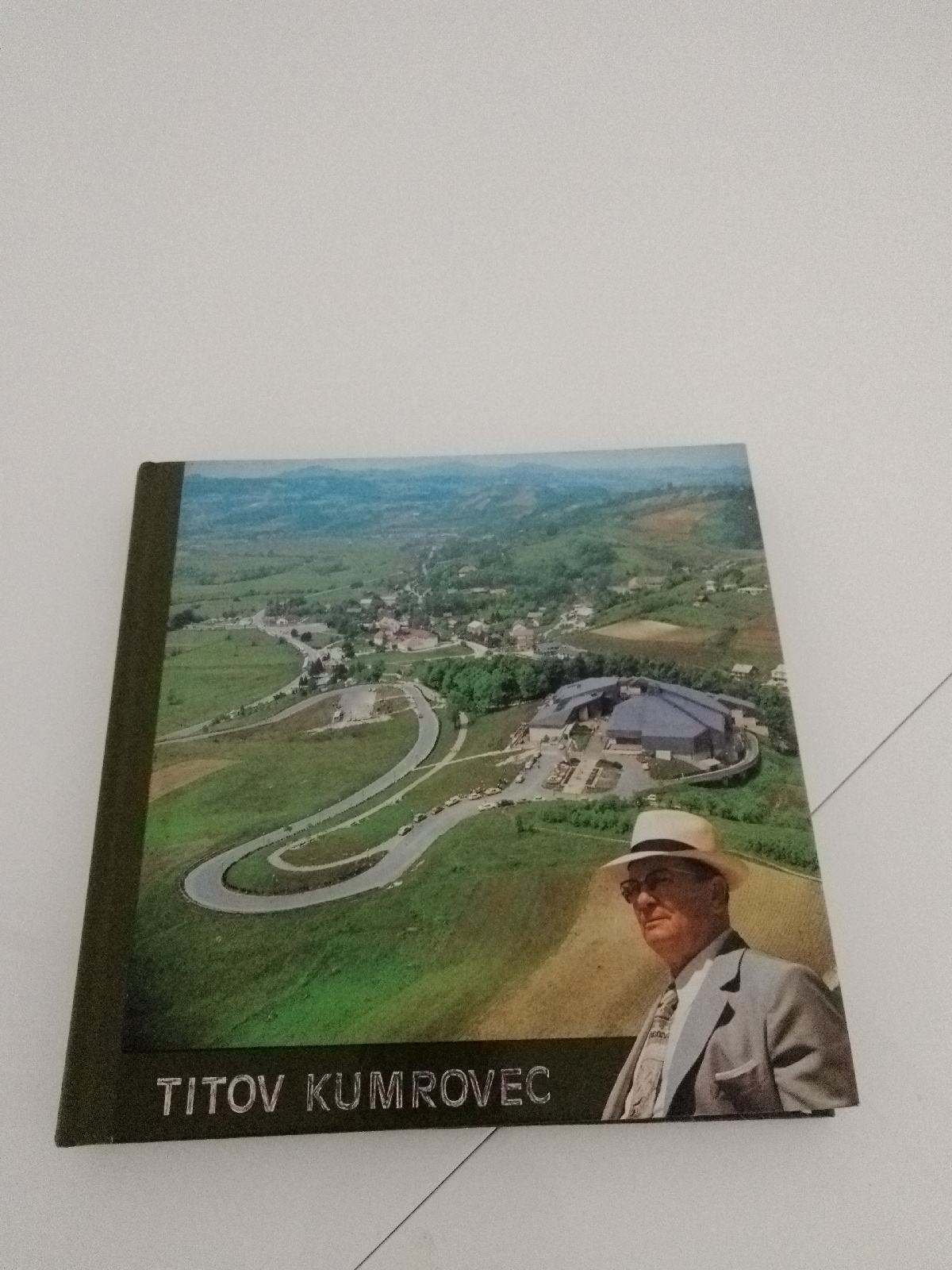TITOV KUMROVEC Knjiga