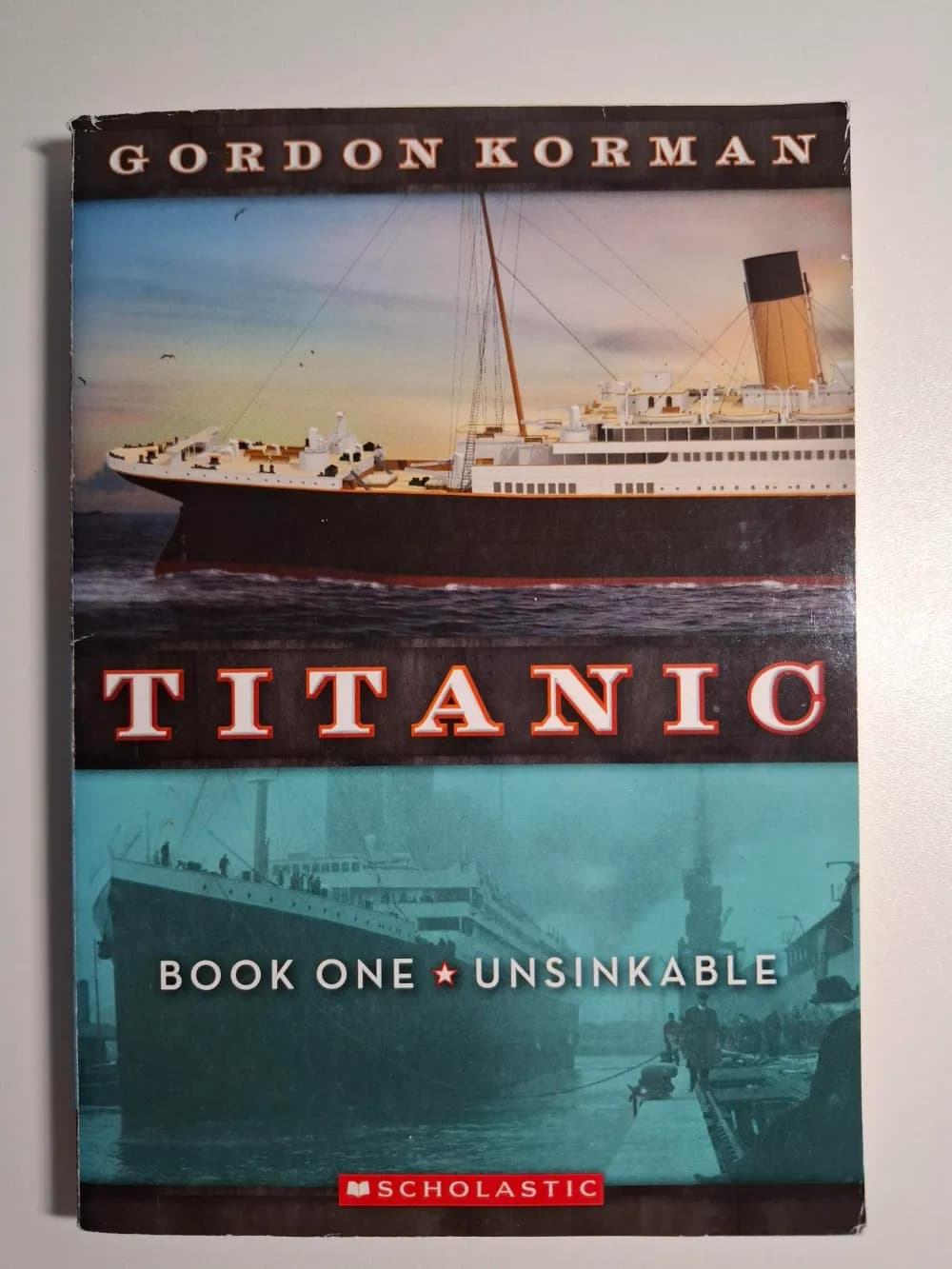 Unsinkable (Titanic) - Gordon Korman