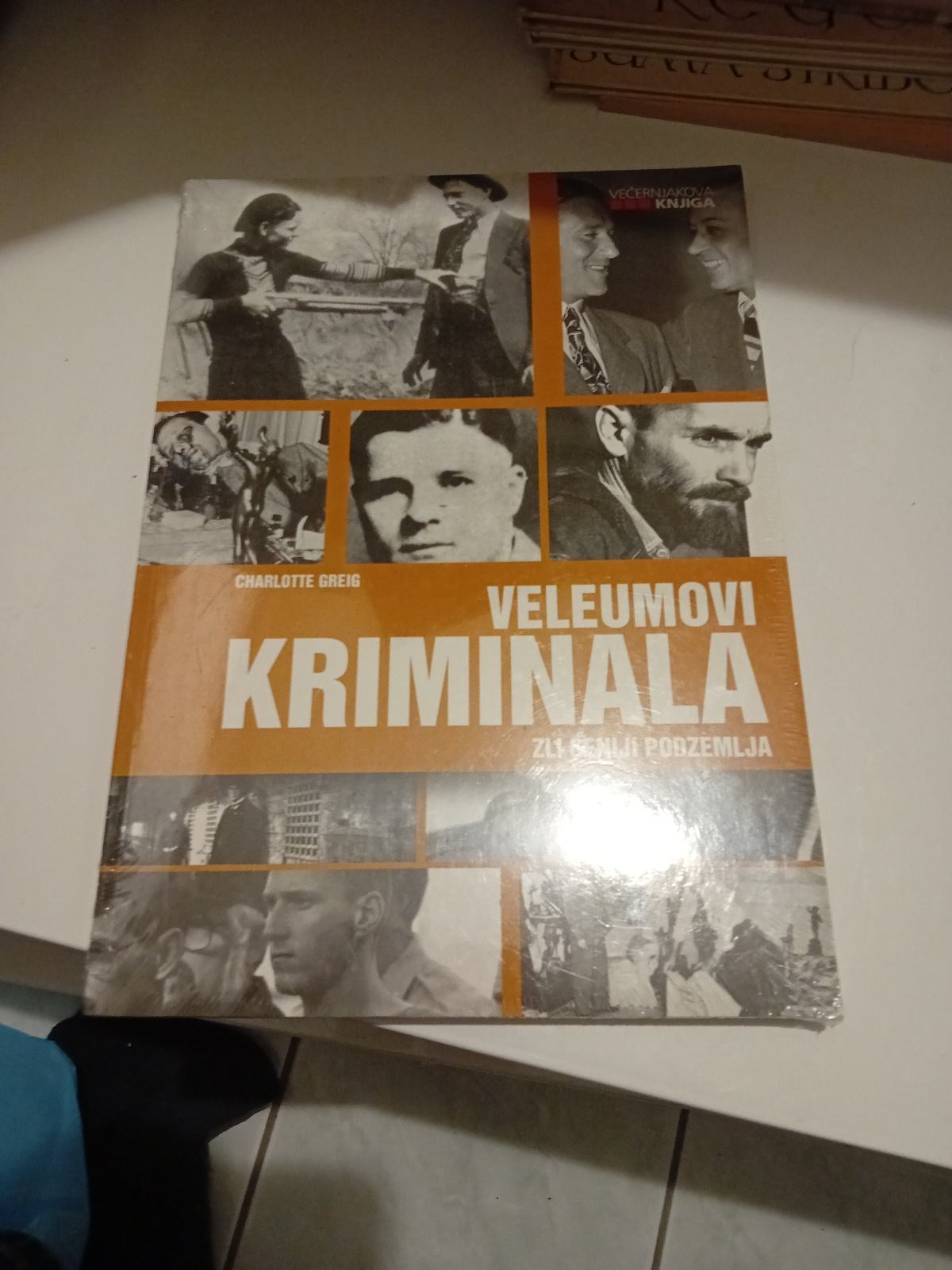 veleumovi krimimala grei