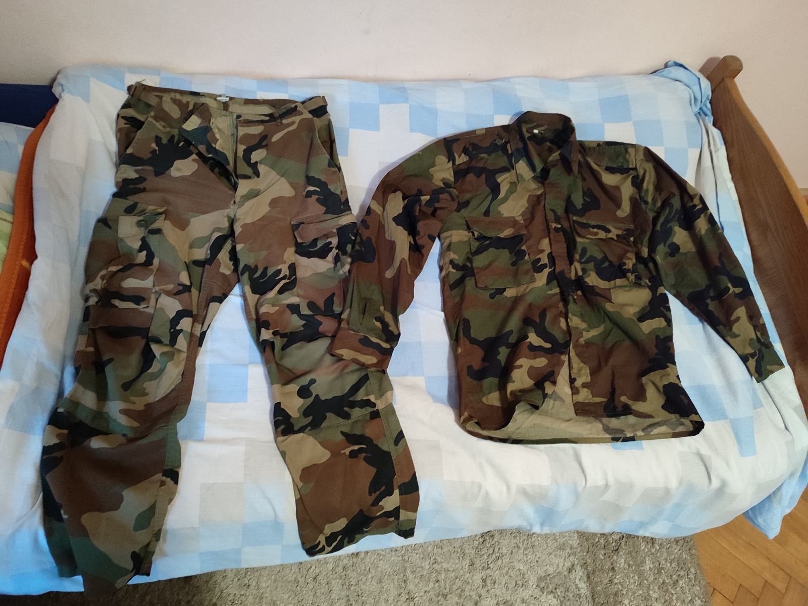 Vojna maskirna uniforma 46 (M)