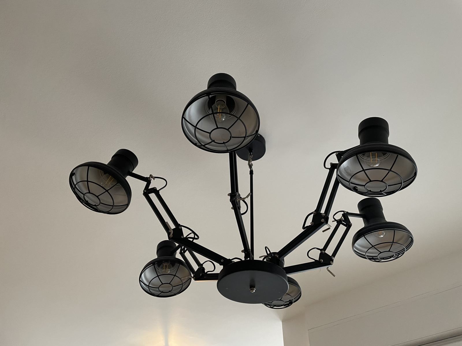 Kare design luster spider