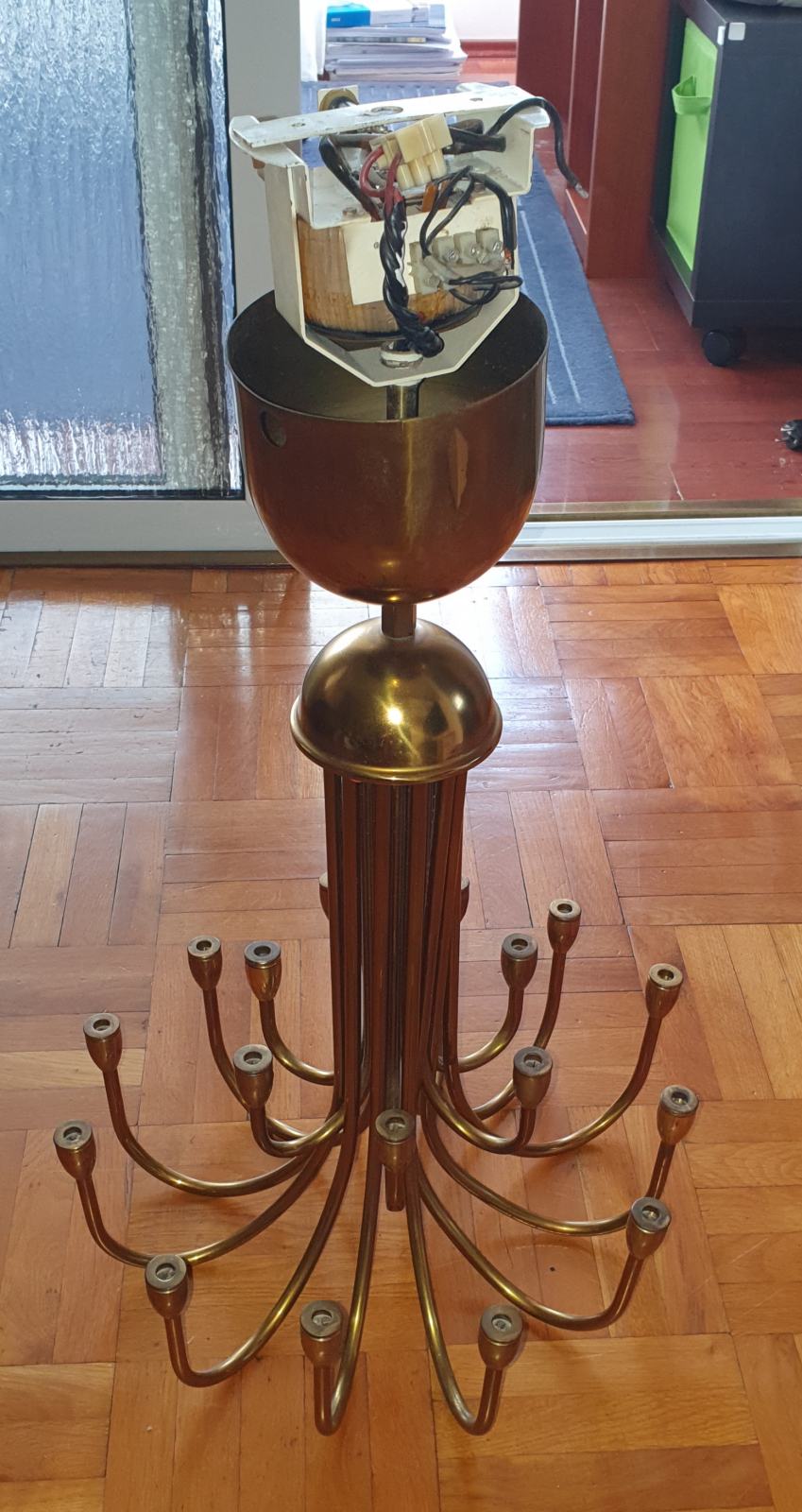 Luster od mesinga stilski