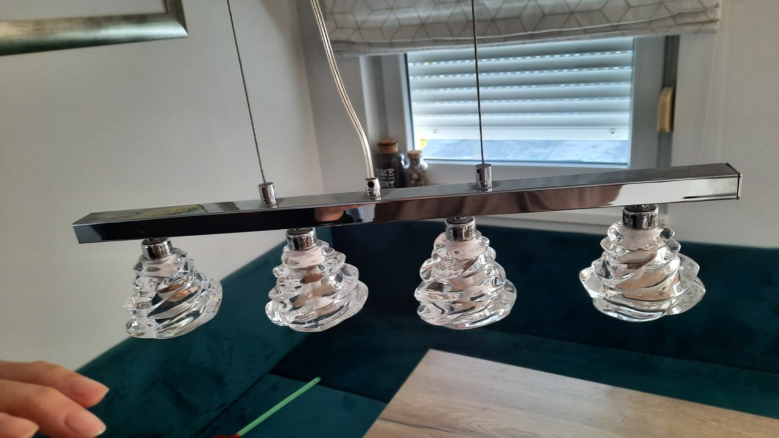 LUSTER - VISILICA ZA BLAGOVAONU