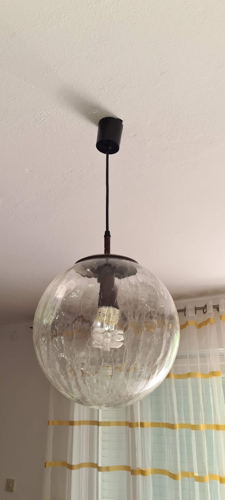 Luster, visilica, jedno rasvjetno tijelo (grlo E27)