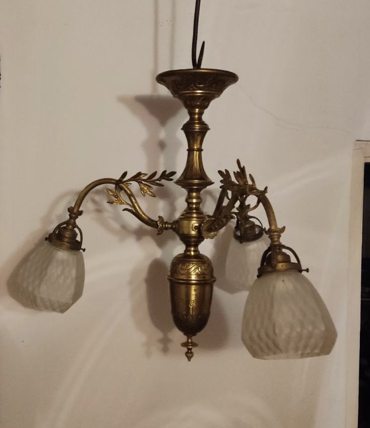 Mesingani antikni luster