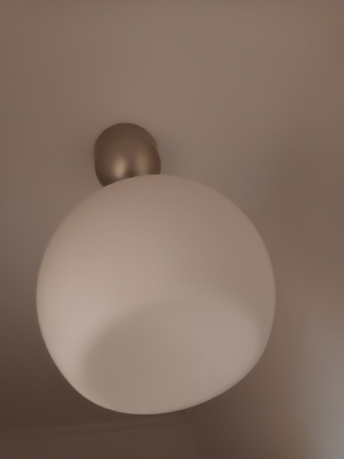 Prodajem luster Ikea